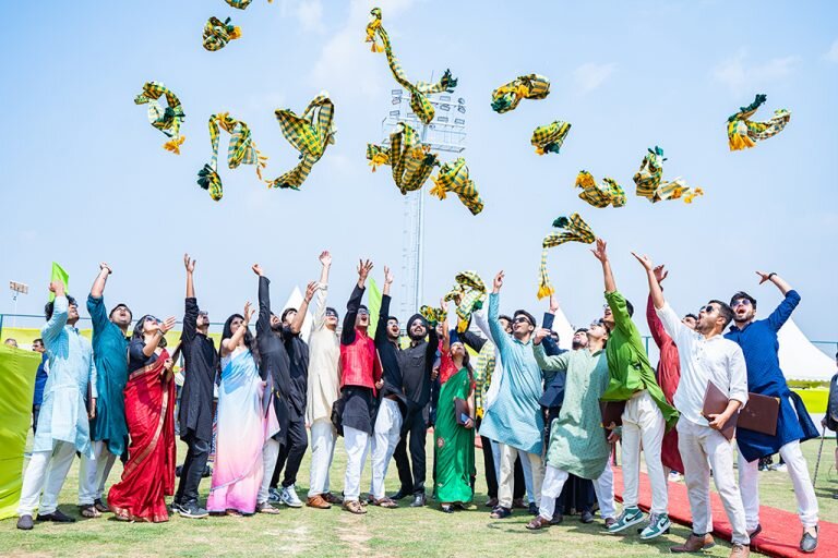 PROGRAM STRUCTURE - IIM